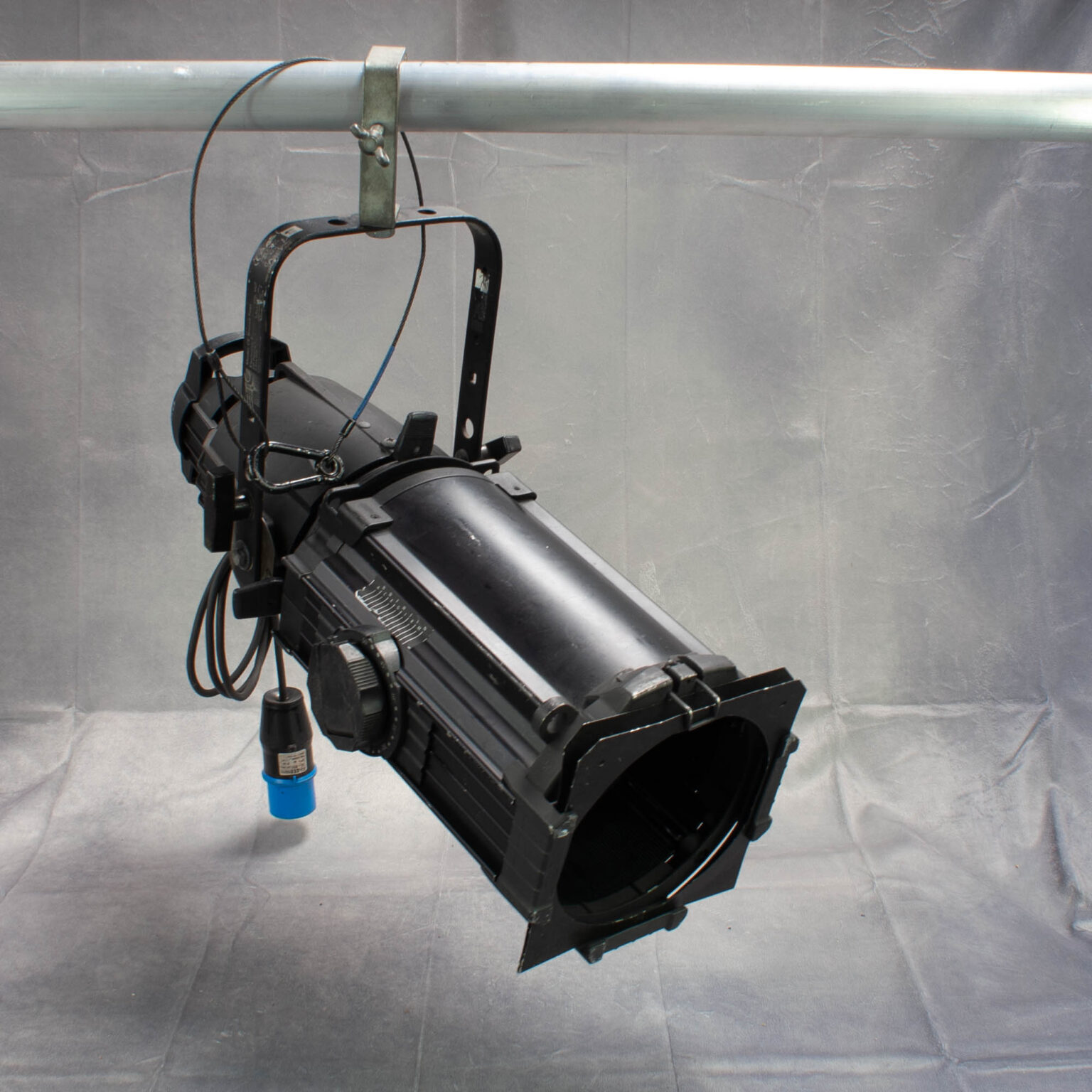 PAR 36 4-LITE MOLEFAY SQUARE BLINDER - ES Lighting Hire LTD